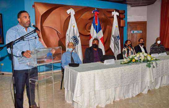 Centro Cultural Narciso González Conmemora natalicio de Narcisazo